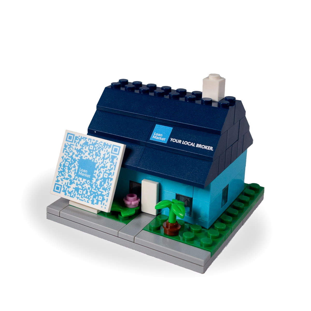 Medium Custom Building Brick Kits | 10-20cm Corporate Gift